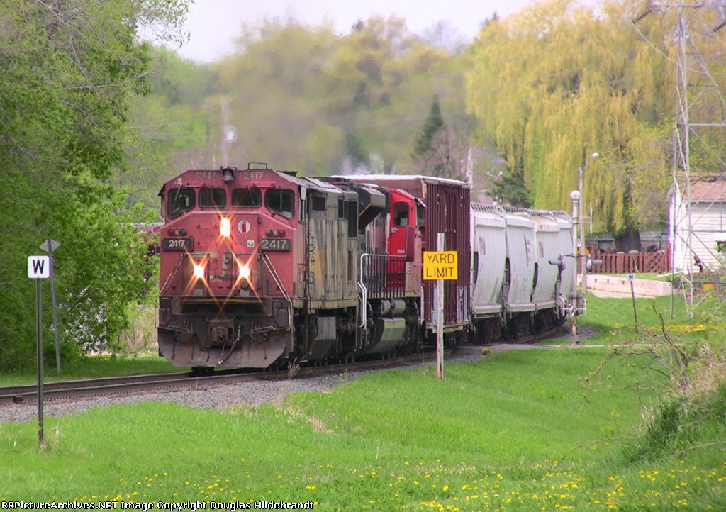 CN 2417